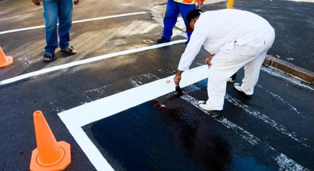 Line Marking Paint Types: When to Use Thermoplastic vs Water-Based Paint